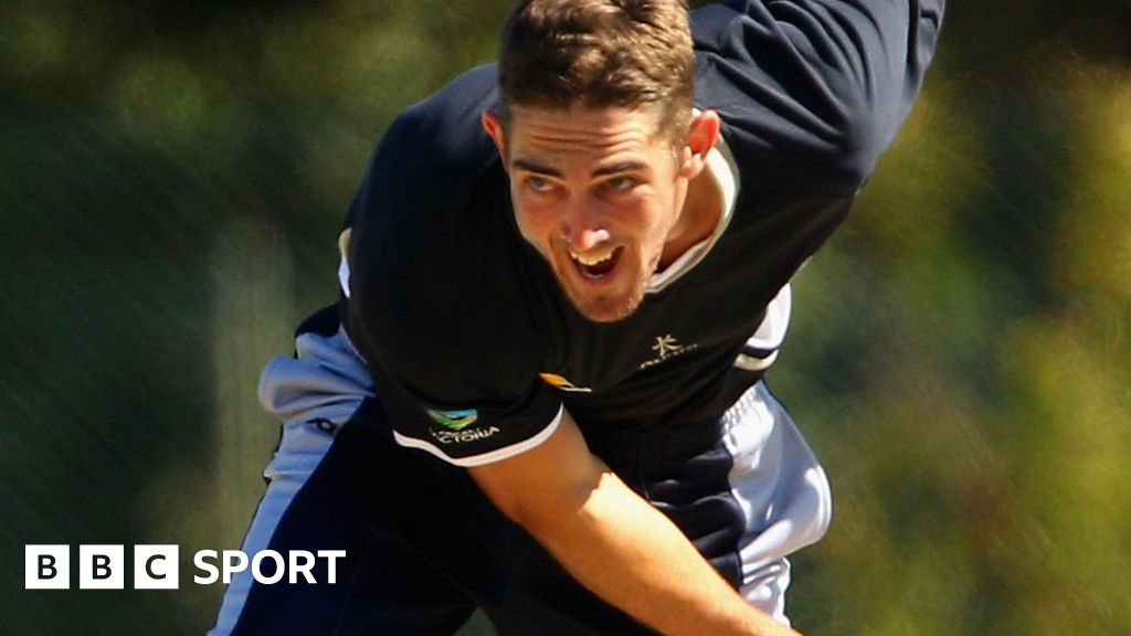 Ryan Sidebottom: Warwickshire sign Australian fast bowler - BBC Sport