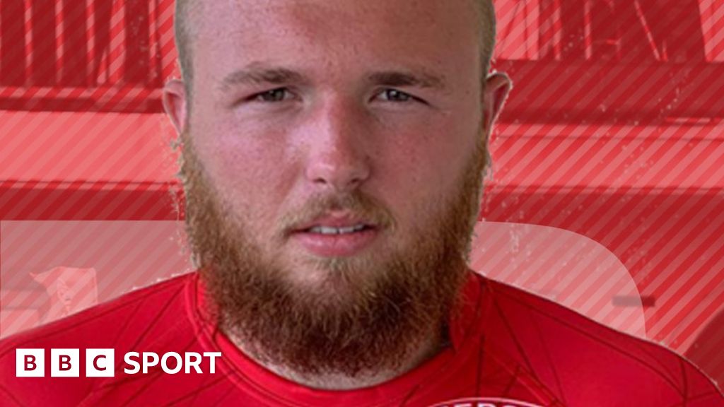 Hooker Harry Doolan signs Jersey Reds contract - BBC Sport