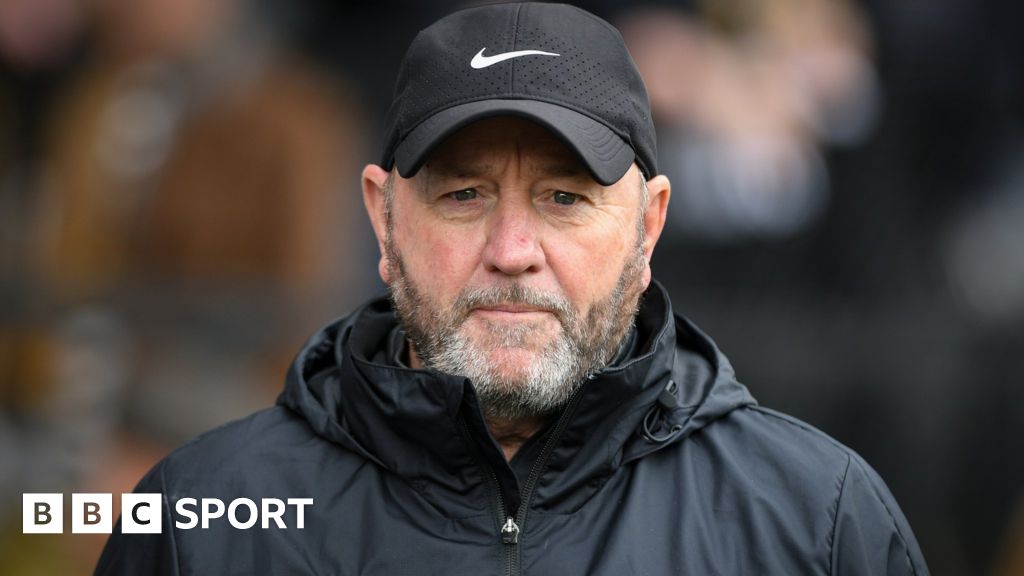 Gary Johnson: Torquay United boss hails team spirit after second ...