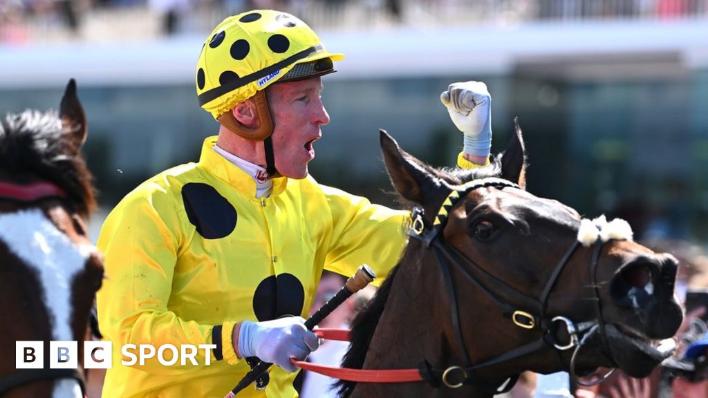 Melbourne Cup: Without A Fight wins Australia's biggest race - BBC Sport
