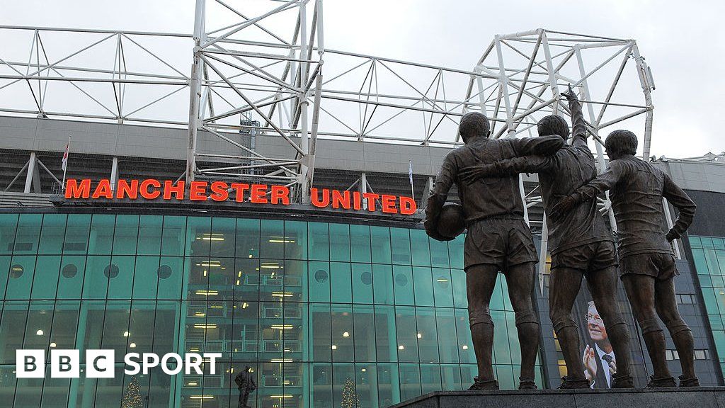 Manchester United put up for sale by Glazers: What happens now? - BBC Sport