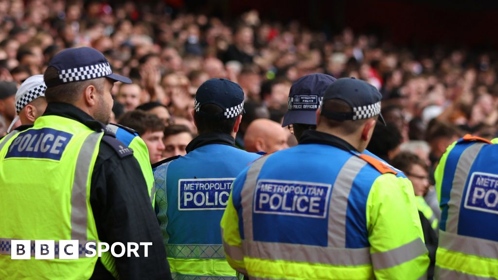 'Worrying level of disorder' in football as arrests at games rise - BBC ...