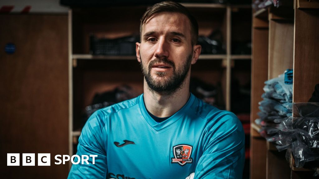 Gary Woods: Exeter City sign goalkeeper from Kilmarnock - BBC Sport