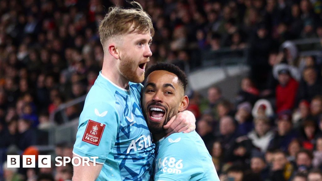 Brentford 1-1 Wolves: Tommy Doyle thunderbolt earns replay after Joao ...