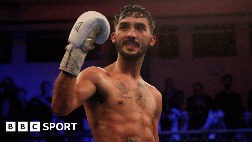 Andrew Selby: Boxer announces retirement aged 31 - BBC Sport