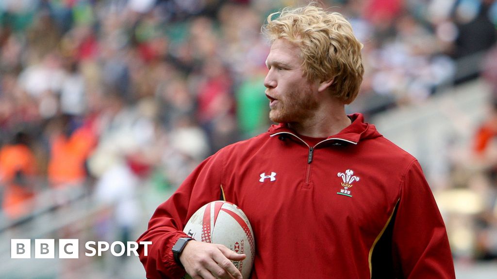 New Wales Sevens coach Richie Pugh selects first squad - BBC Sport