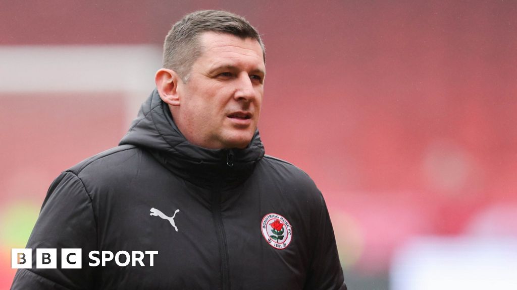 Bonnyrigg Rose: Robbie Horn is replaced by Calum Elliot - BBC Sport