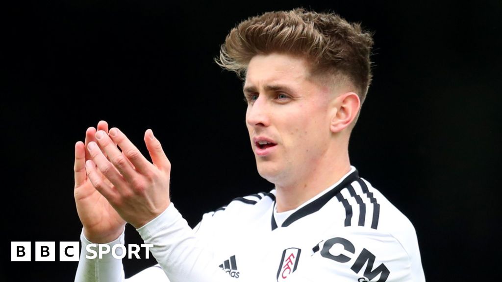 Tom Cairney: Fulham captain commits future to club until 2024 - BBC Sport