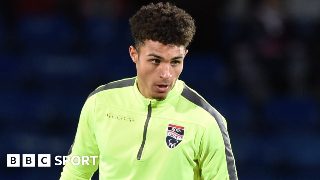 Partick Thistle agree loan for Max Melbourne from West Brom - BBC Sport