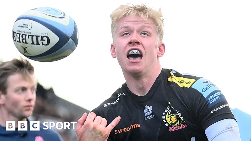 Josh Hodge: 'No limits' on how good Exeter full-back can become - BBC Sport