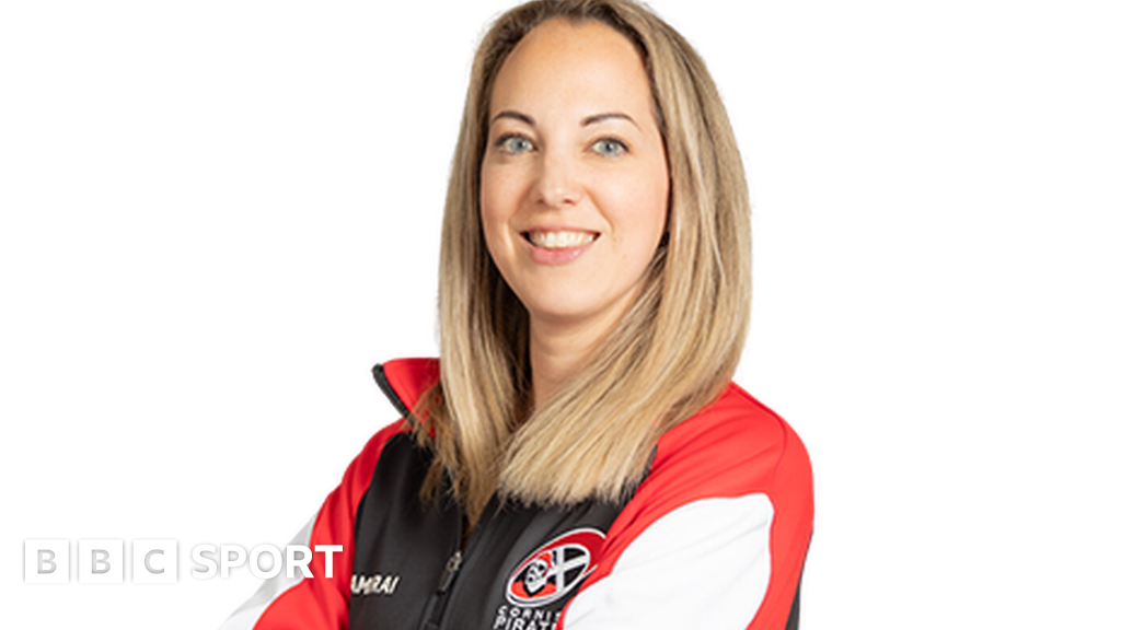 Rebecca Thomas: Cornish Pirates chief executive to step down - BBC Sport