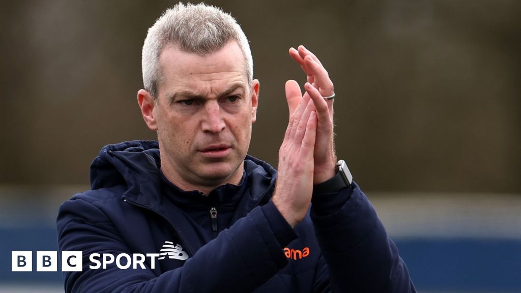 Aaron Downes: Torquay United boss apologises after 4-1 Tonbridge Angels ...