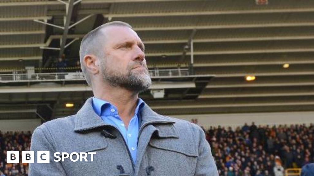 Wolves: Who is your club's ultimate cult hero? - BBC Sport