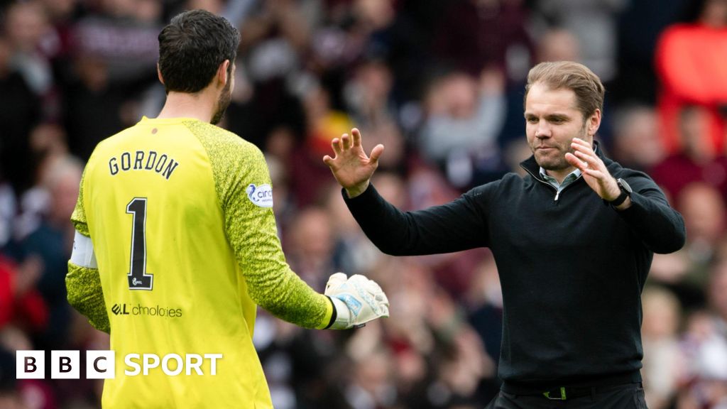 Manager Robbie Neilson has 'stabilised' Hearts - Craig Gordon - BBC Sport