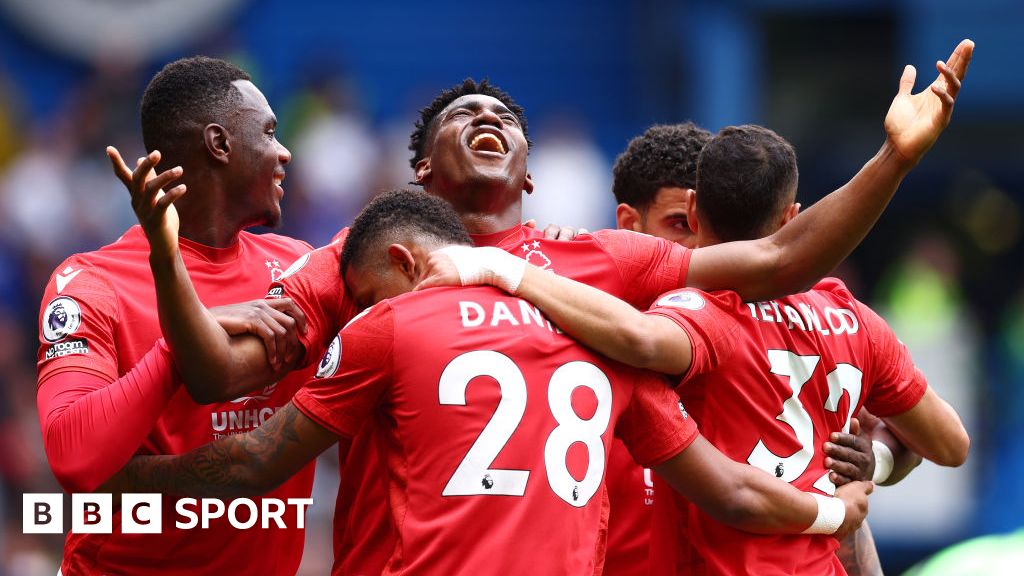 'Nottingham Forest are going in the right direction to stay up' - BBC Sport