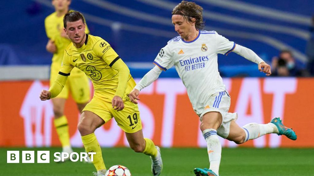 The 'Benjamin Button' of European football - BBC Sport