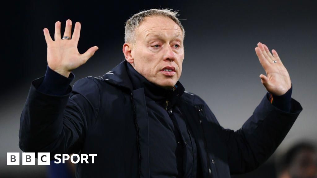 'Nottingham Forest players aware their manager is under pressure' - BBC ...