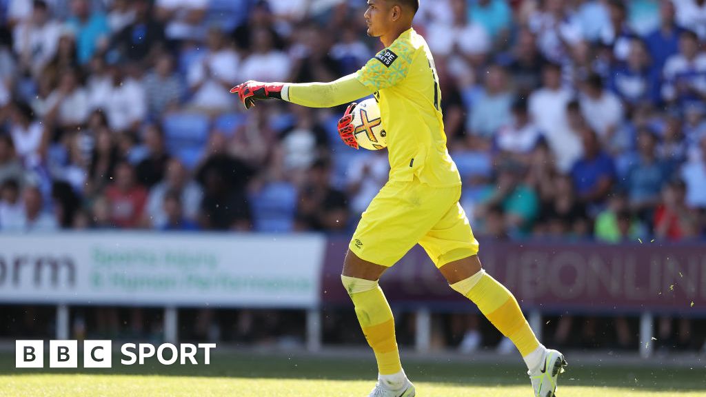 West Ham: Alphonse Areola happy with 'step forward' against Luton - BBC ...