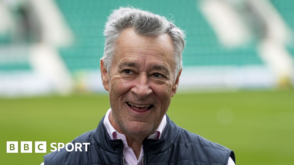 Gordon family remain committed to Hibs - BBC Sport