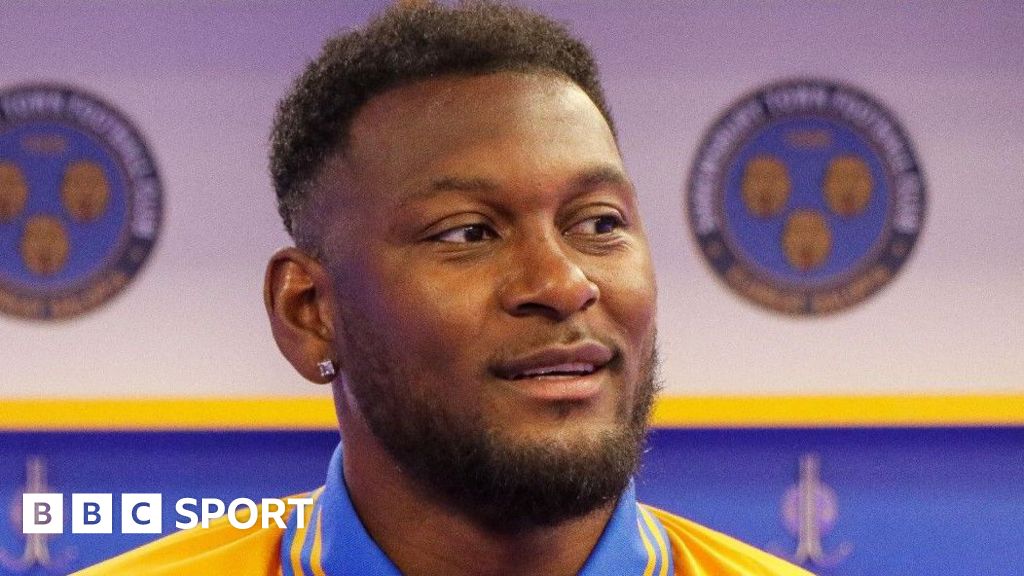 Aaron Pierre: Shrewsbury Town defender signs new one-year deal - BBC Sport