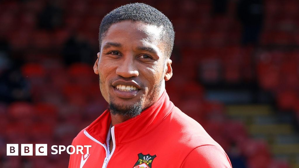 Aaron Hayden re-joins Carlisle on two-year deal after Wrexham exit ...