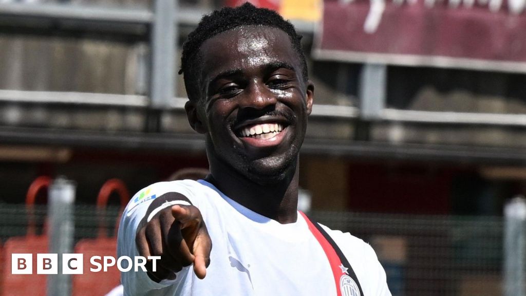 Clinton Nsiala: Rangers sign AC Milan defender on pre-contract - BBC Sport