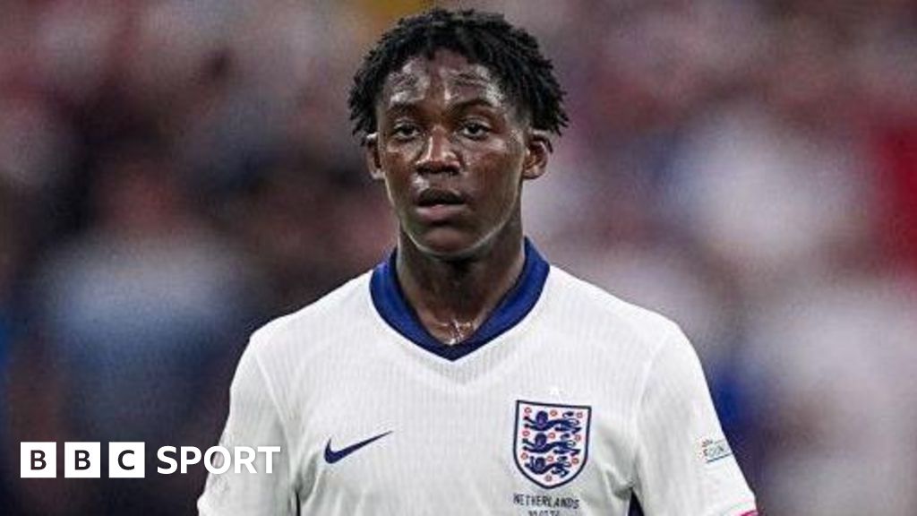 Man Utd news: Kobbie Mainoo character praised by head of academy Nick ...