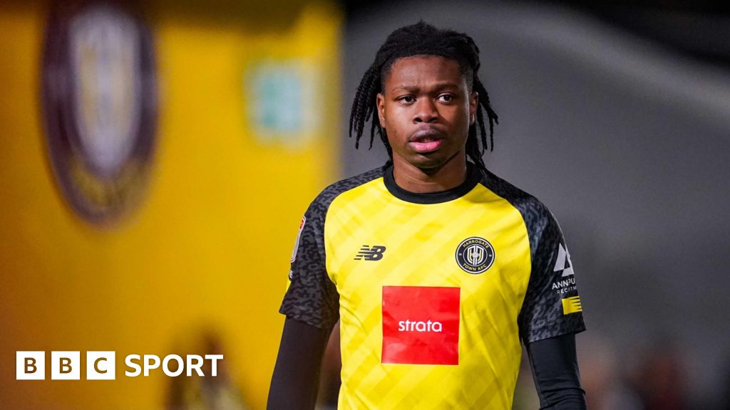 Sam Folarin: Harrogate Town forward agrees new one-year contract - BBC ...
