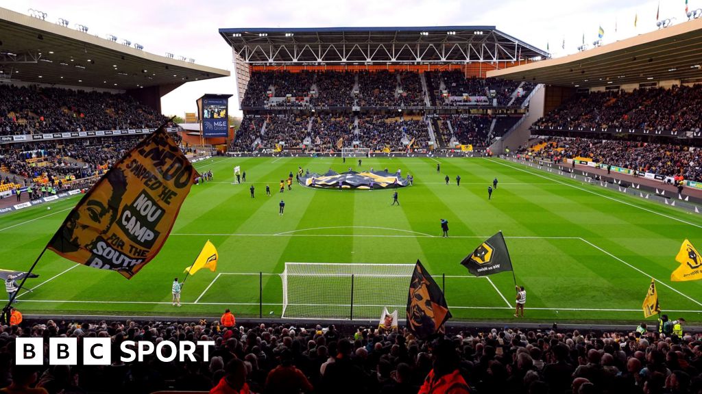 Wolves: Season ticket price rises for under-14s scrapped - BBC Sport