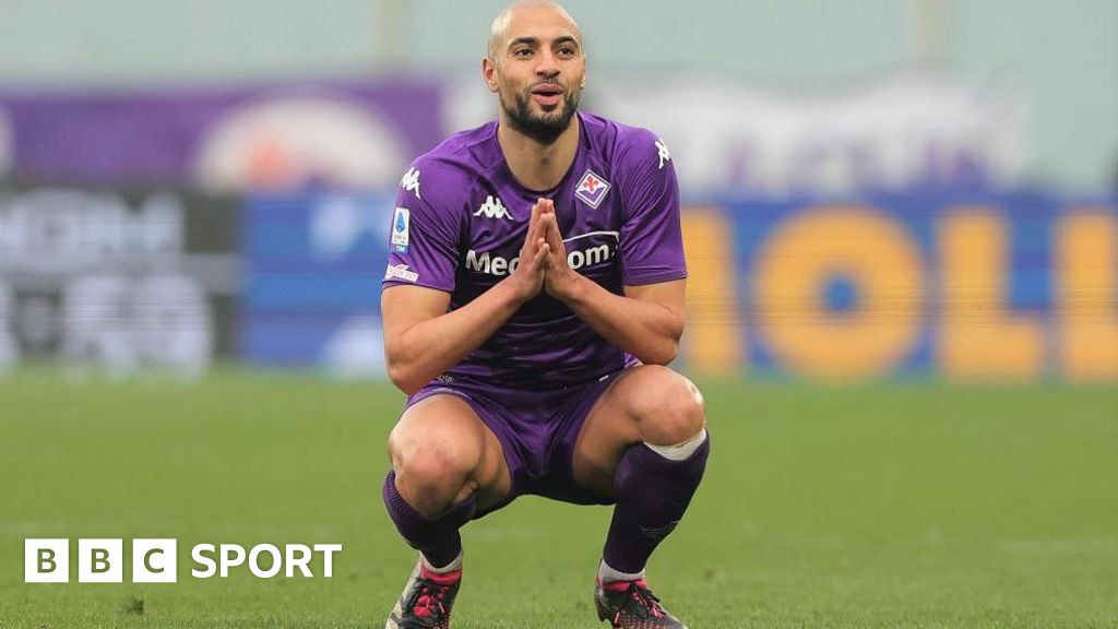 Sofyan Amrabat transfer news: Man Utd's 'funny' offer - BBC Sport