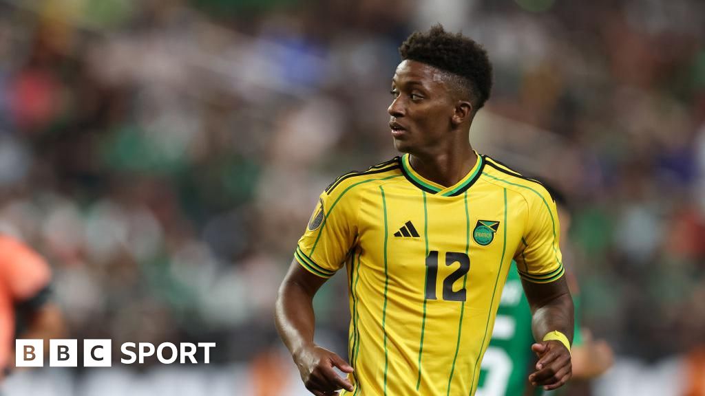 Everton: Gray in advanced talks with Al Ettifaq - BBC Sport