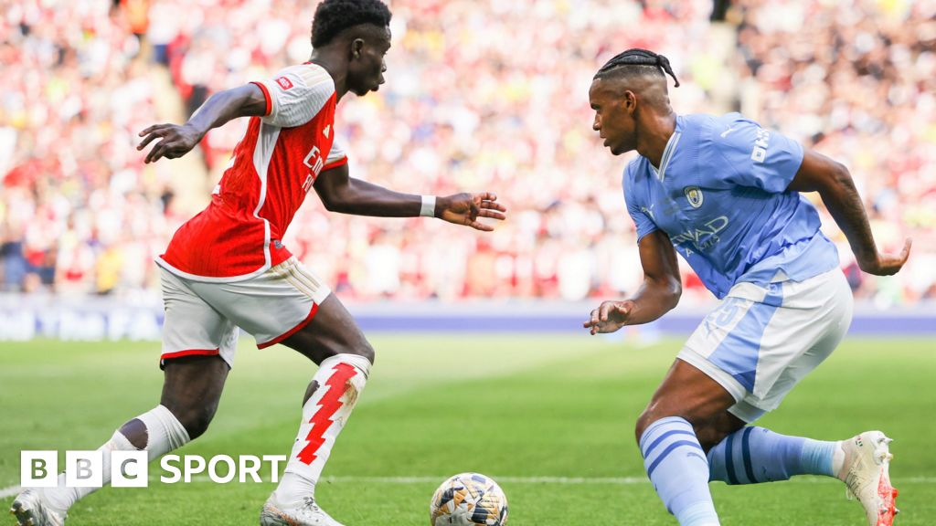 Arsenal fixtures: Three slippery fixtures before Man City - BBC Sport
