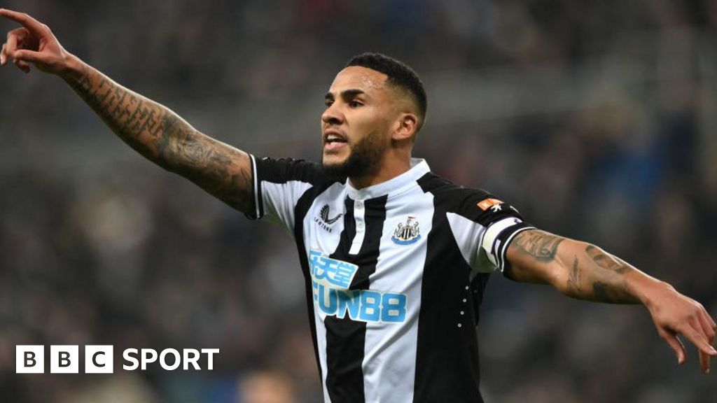 Newcastle United: Howe on Lascelles' leadership - BBC Sport