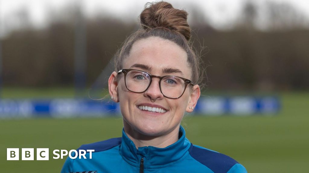 Rangers' Rachel Rowe picks up January player of the month award - BBC Sport