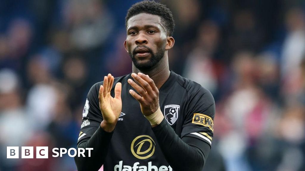 Bournemouth: Cherries reveal retained list - BBC Sport