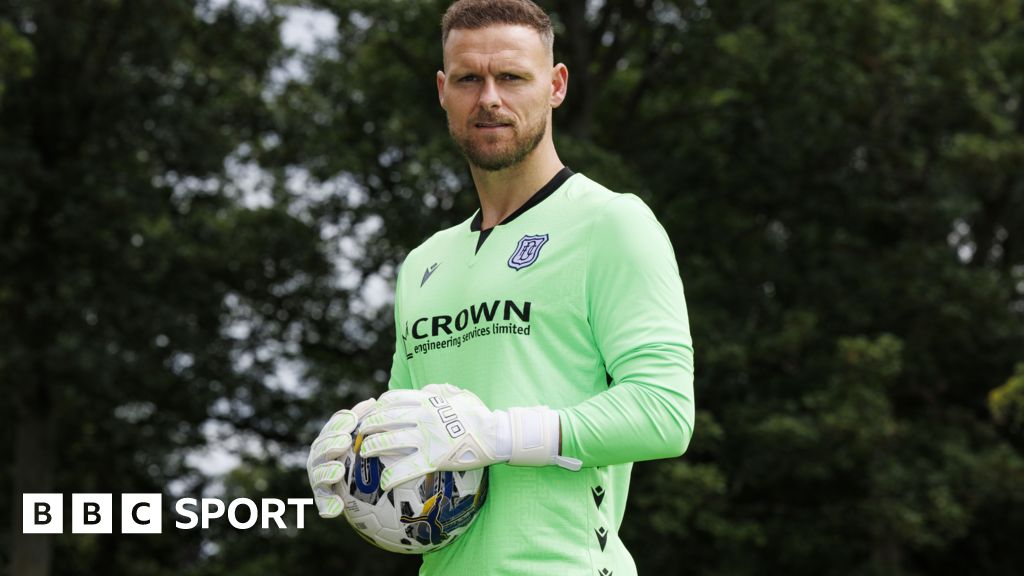 'Top professional' Carson in line for Dundee debut - BBC Sport