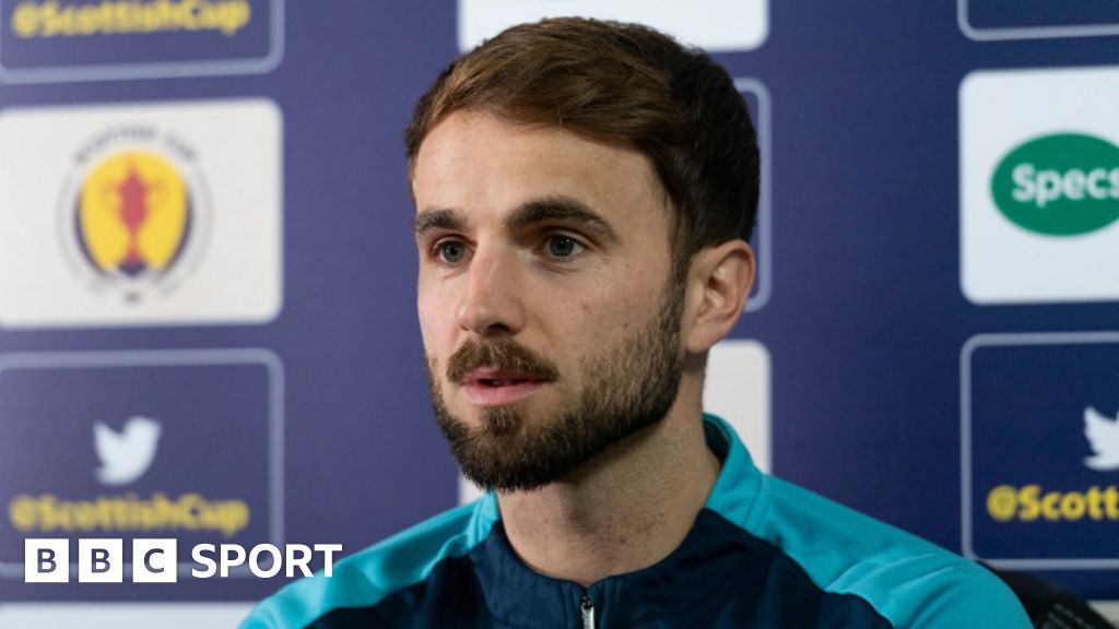 ‘The cups are where it’s at’ – Shinnie - BBC Sport