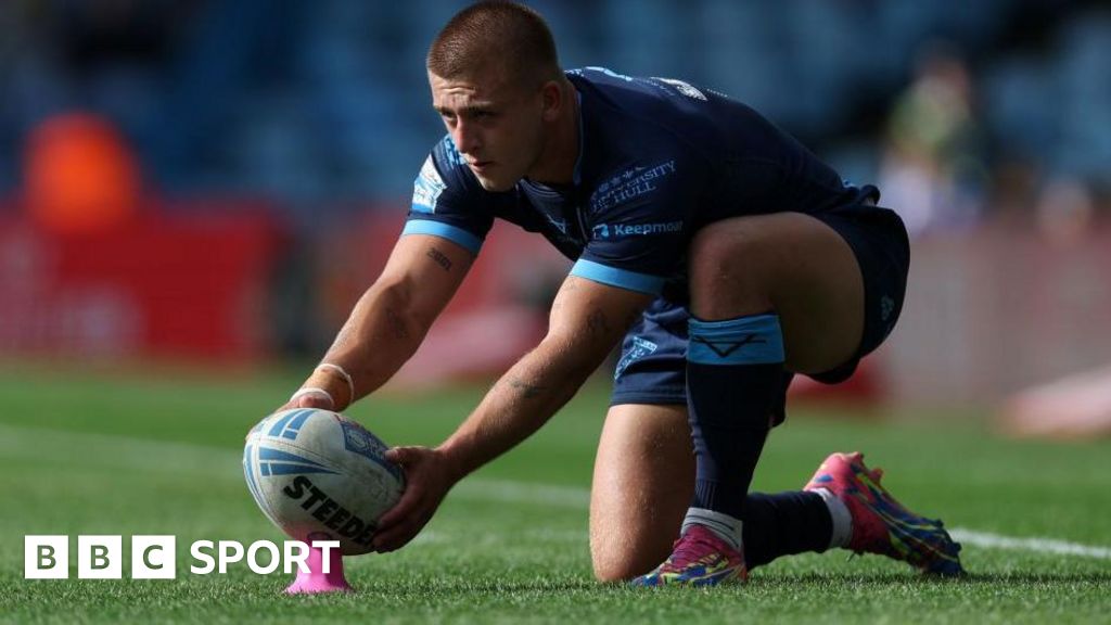 Mikey Lewis: Hull KR scrum-half says Catalans Dragons' Cesar Rouge bit ...