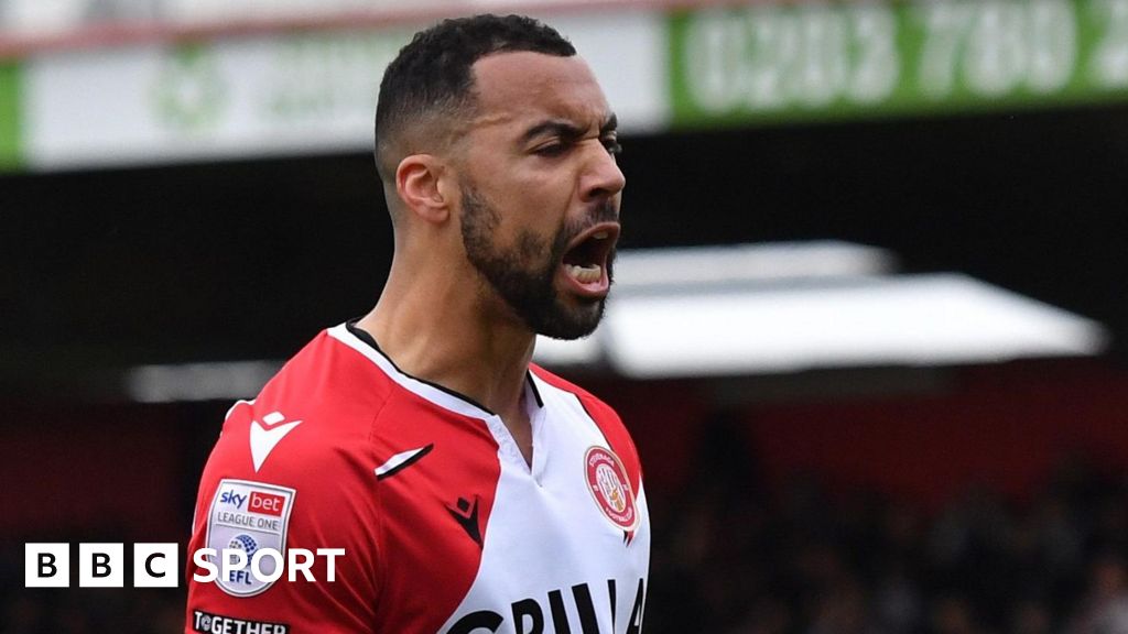 Kane Hemmings: Crewe sign former Stevenage striker - BBC Sport