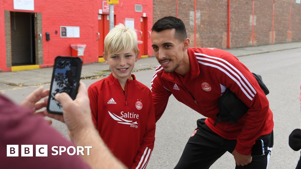 Miovski delight for Goodwin - BBC Sport