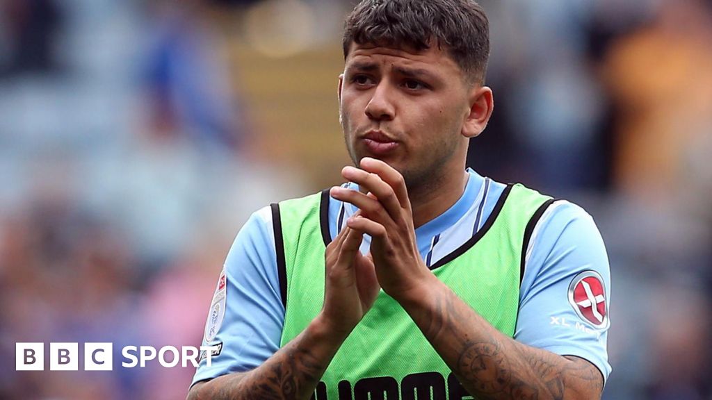 Sheffield United: Gustavo Hamer set for medical - BBC Sport