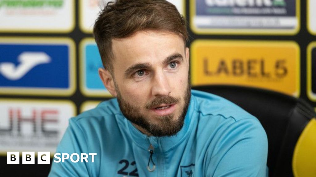Shinnie expects Celtic ‘to come flying out the traps’ - BBC Sport