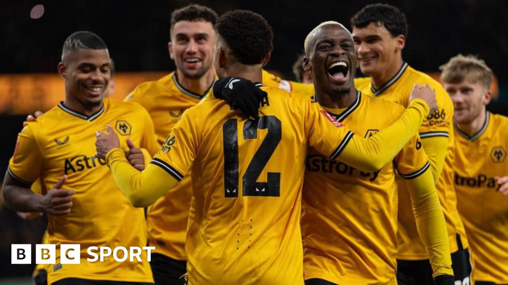West Brom vs Wolves: Anticipation builds for Black Country derby - BBC ...