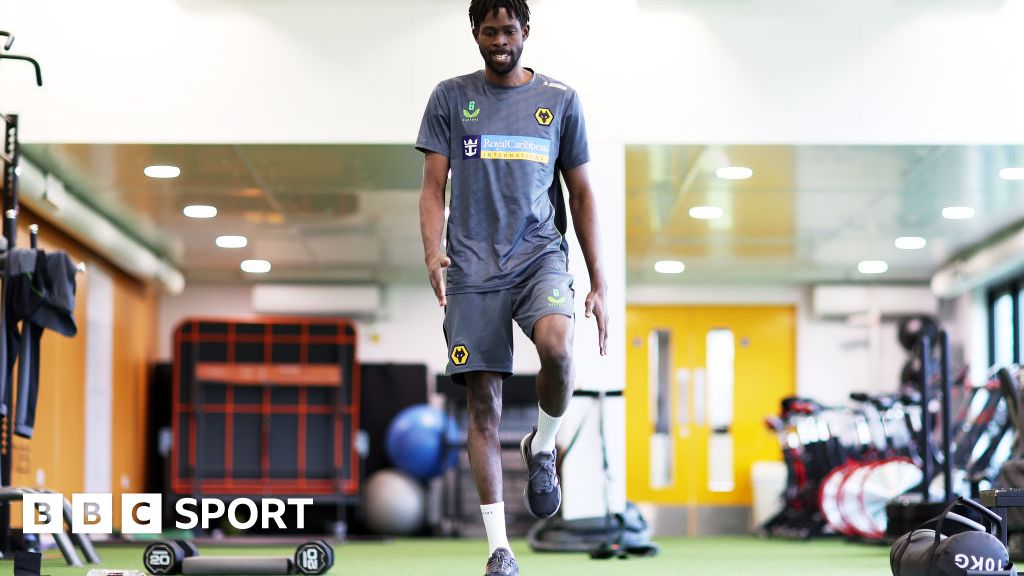 Wolves issue fitness updates - BBC Sport