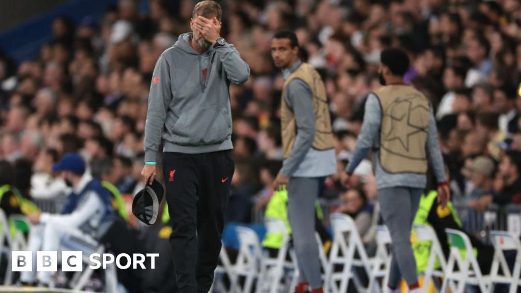Liverpool: 'Klopp possibly has been too loyal' - Adam - BBC Sport