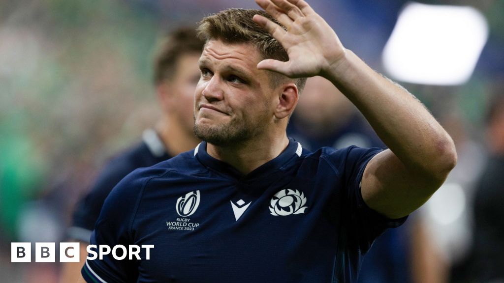 Turner returns in five Glasgow changes - BBC Sport