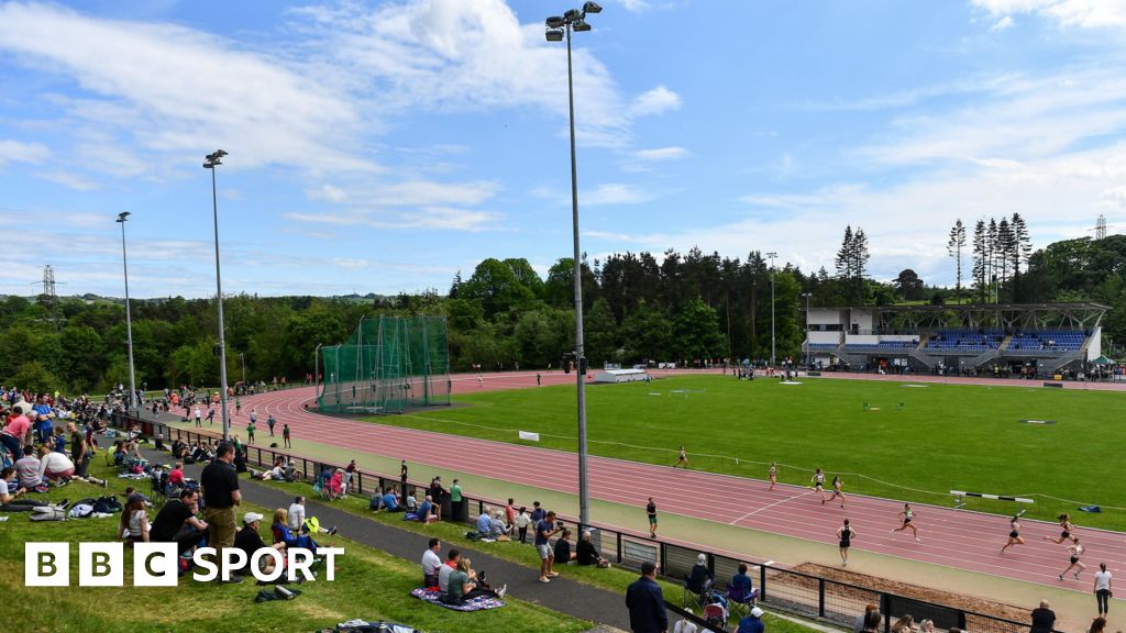 Sub four mile run in NI for first time in 25 years as five achieve feat ...