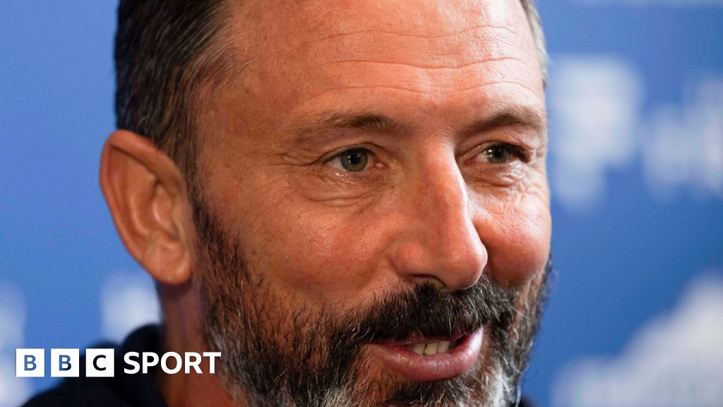 McInnes 'a lot more to give' after 700 games as a manager - BBC Sport