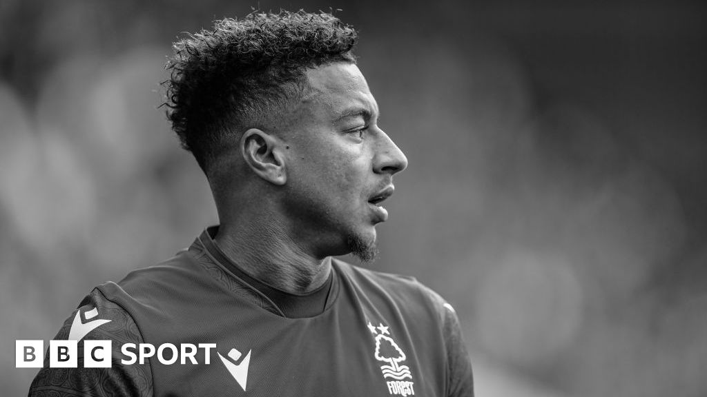 Nottingham Forest: Lingard wants to repay 'love' with leadership - BBC ...