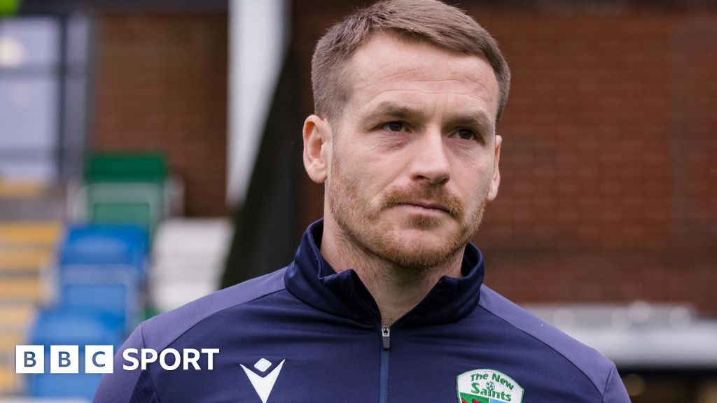 Captain Marriott departing champions New Saints - BBC Sport